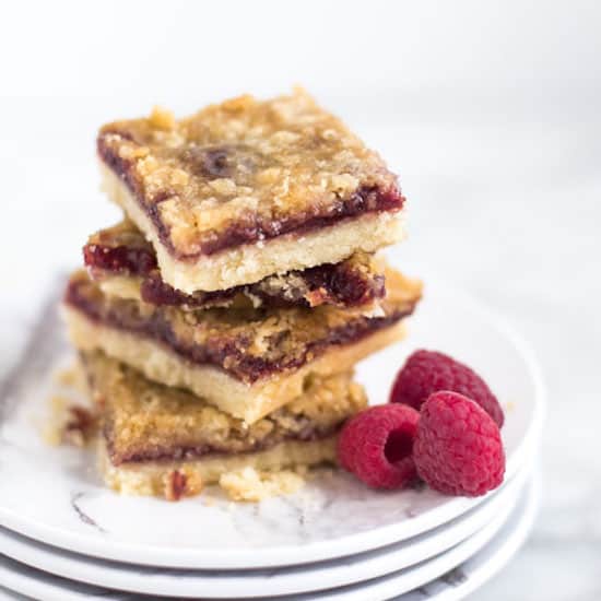 Raspberry Crisp Bars | The Travel Palate