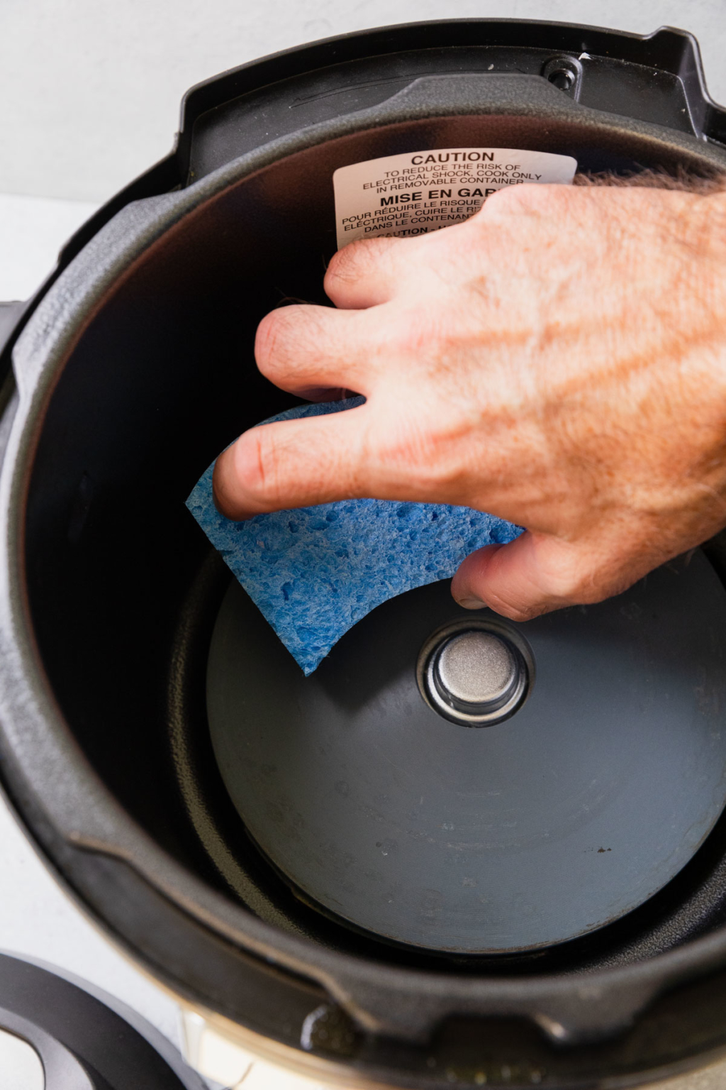 Can Instant Pot Lid Go in Dishwasher? A Guide to Cleaning Your Instant ...