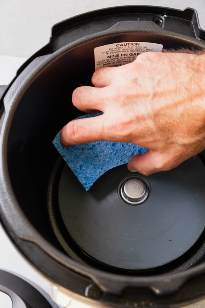 Can Instant Pot Lid Go in Dishwasher? A Guide to Cleaning Your Instant ...