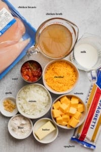 Amazing Cheesy Texas Chicken Spaghetti One Pan Recipe - The Travel Palate