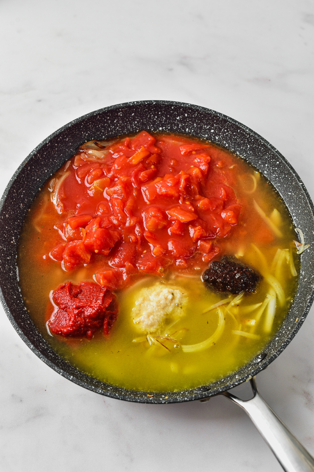 Authentic Chicken Tinga (Tinga de Pollo) - The Travel Palate