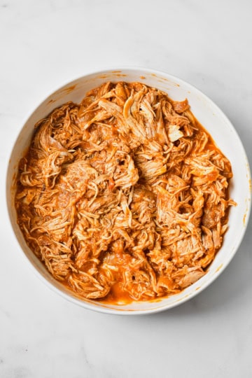 Authentic Chicken Tinga (Tinga de Pollo) - The Travel Palate